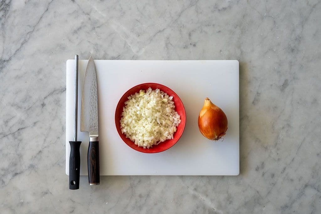 LEARN: How to Chop an Onion